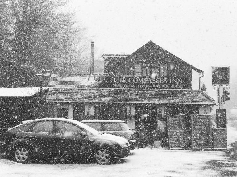 The Compasses Inn, Gomshall – Our Soundscene