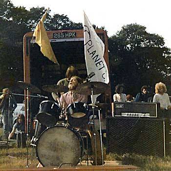 Ebling Mis – Our Soundscene
